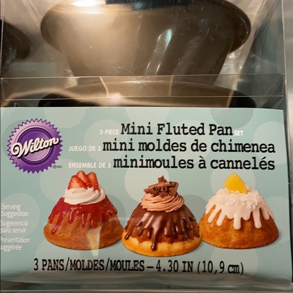 Wilton | Kitchen | Nwt Wilton Mini Fluted Pans Set Of 3 | Poshmark
